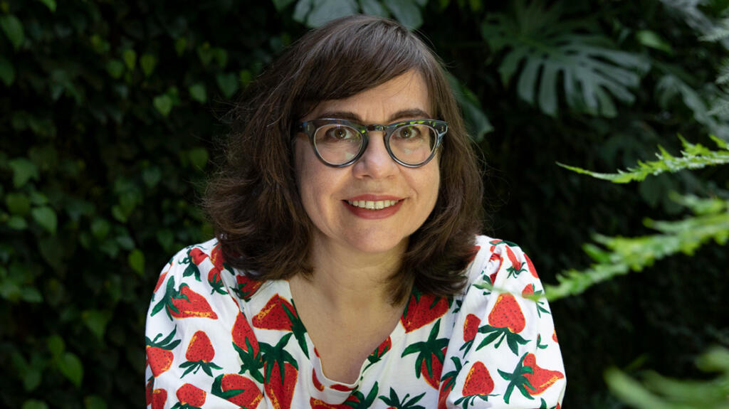 Mercedes Cebrián publica Cocido y violonchelo - Zona de Obras